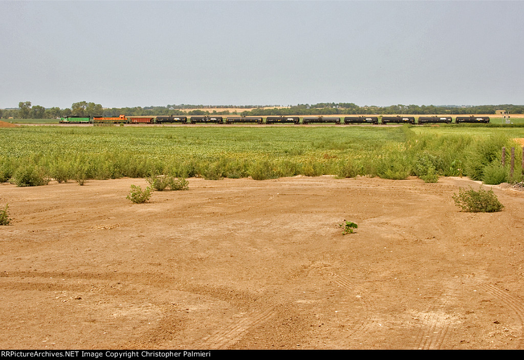 BNSF 3020 and BNSF 8616